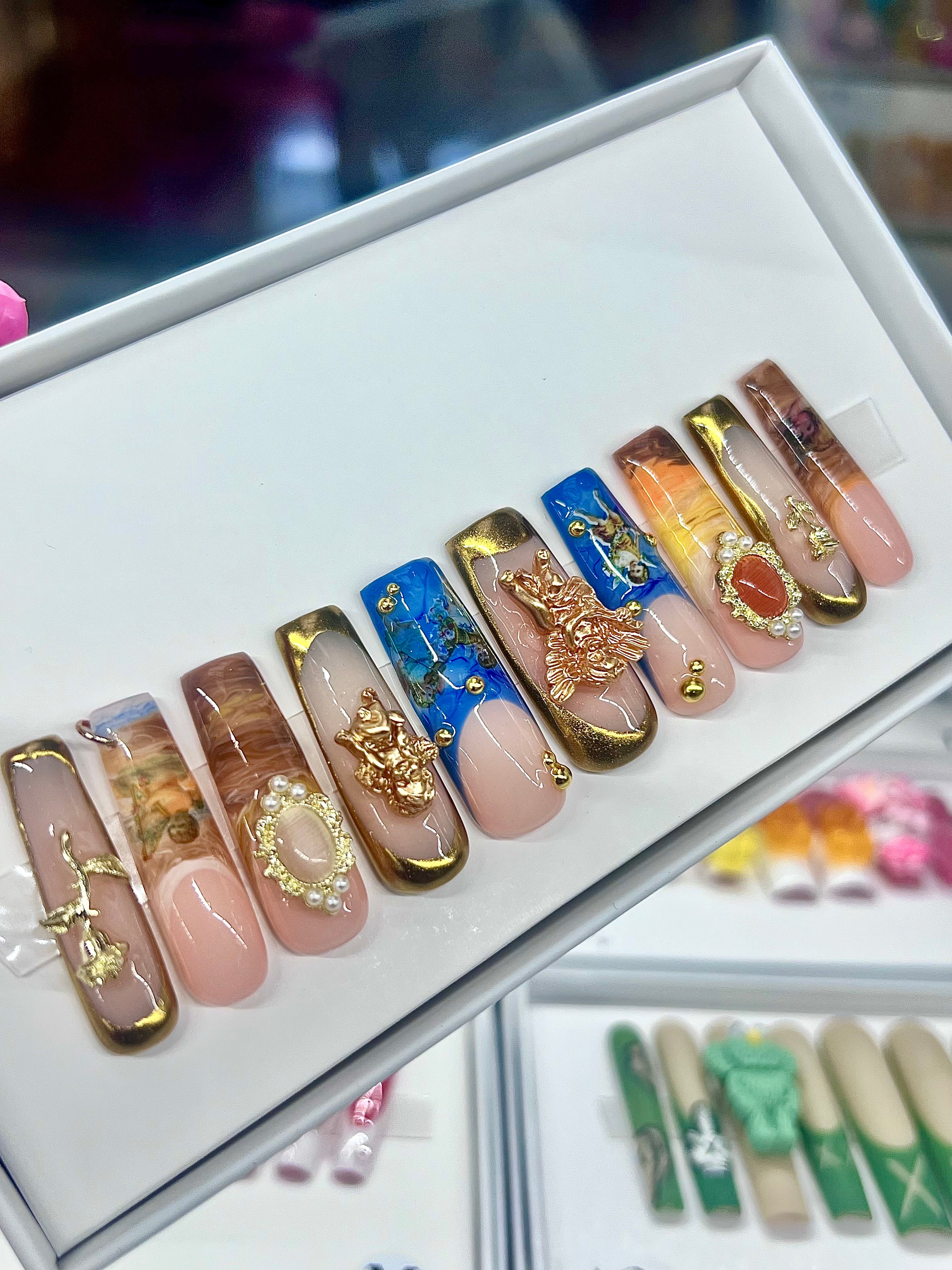 Handmade 1021| XL Gold Victorian Nails